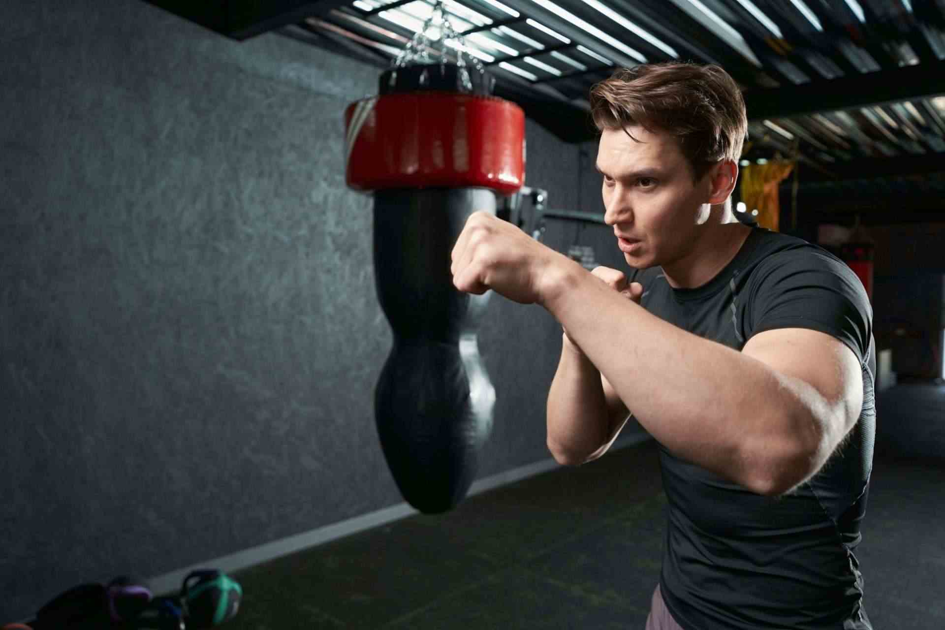 Shadow boxing : les bases pour progresser rapidement - Zefight